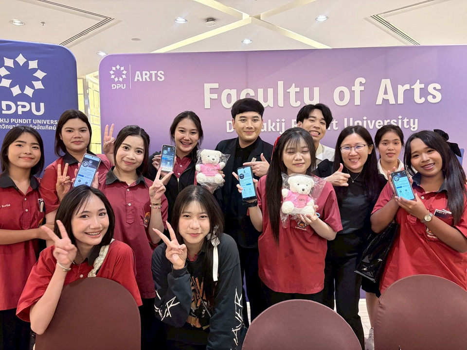 หลักสูตรภาษาอังกฤษธุรกิจ คณะศิลปศาสตร์ DPU ผนึกกำลัง IMPACT Service Stars Season 2: ออกบูธ ...