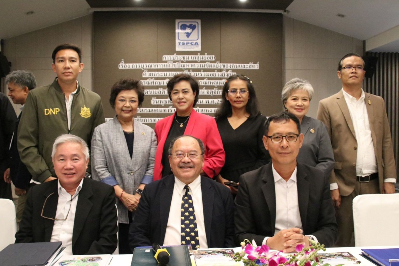 TSPCA ถอดบทเรียนลิงลพบุรี และเร่งบูรณาการกรณีเพลิงไหม้ ตลาดขายสัตว์จตุจักร - สยามรัฐ